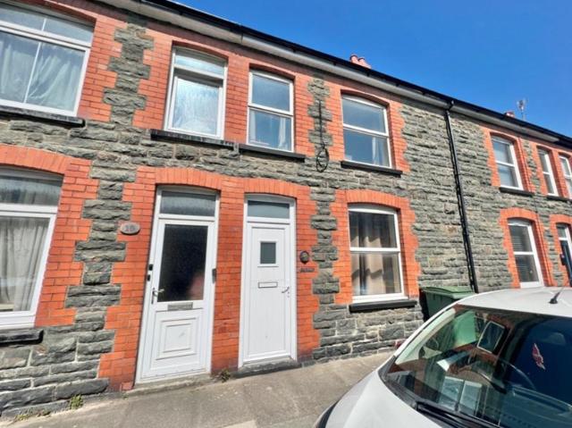 2 bedroom townhouse for sale