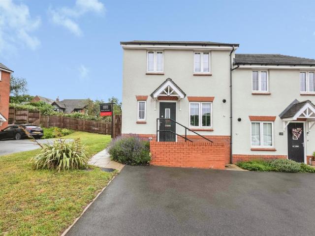 2 bedroom townhouse for sale