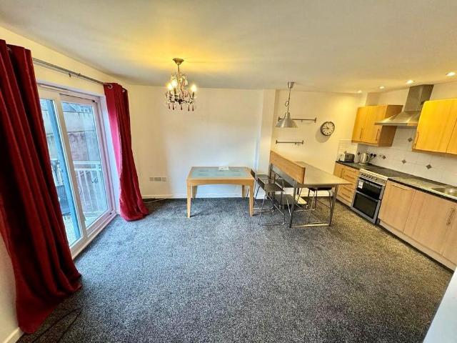 2 bedroom townhouse to rent