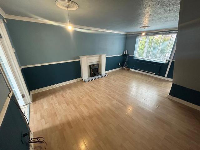 2 bedroom townhouse to rent