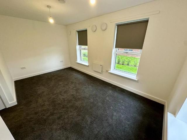 2 bedroom townhouse to rent