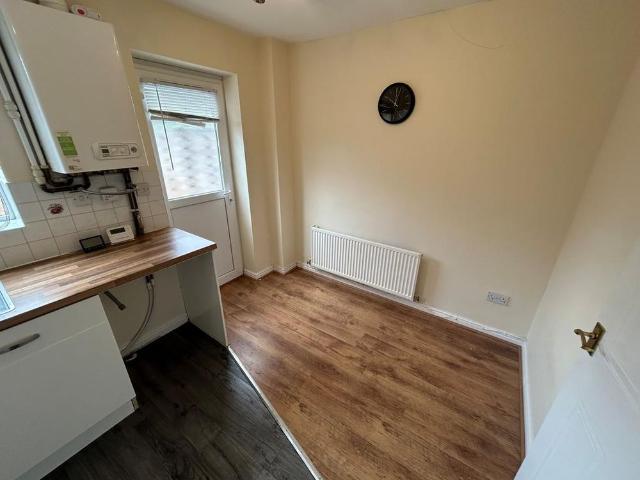 2 bedroom townhouse to rent