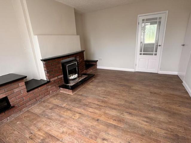 2 bedroom townhouse to rent