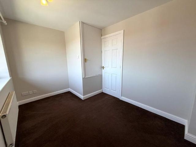 2 bedroom townhouse to rent