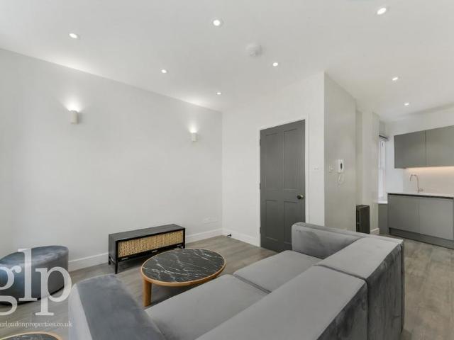2 bedroom townhouse to rent
