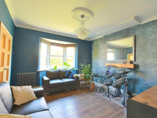 2 bedroom townhouse to rent