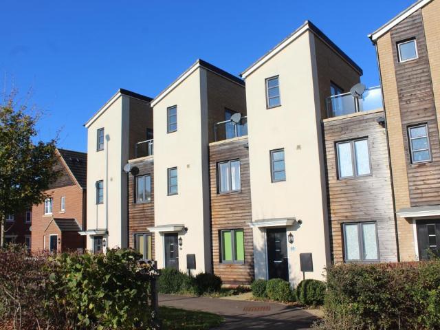 2 bedroom townhouse to rent