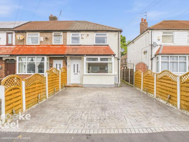 2 bedroom townhouse to rent