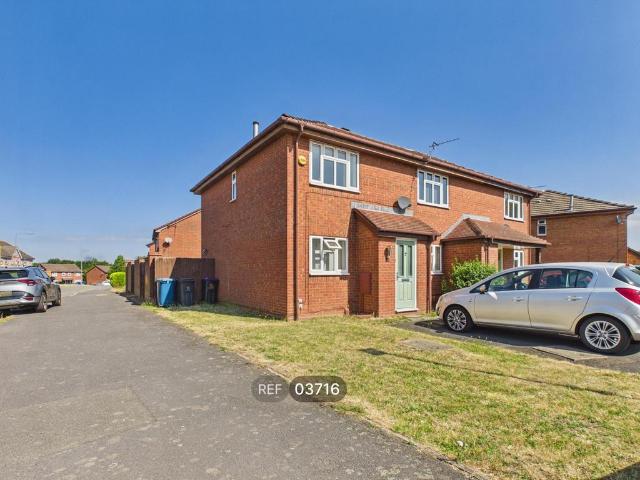 2 bedroom townhouse to rent