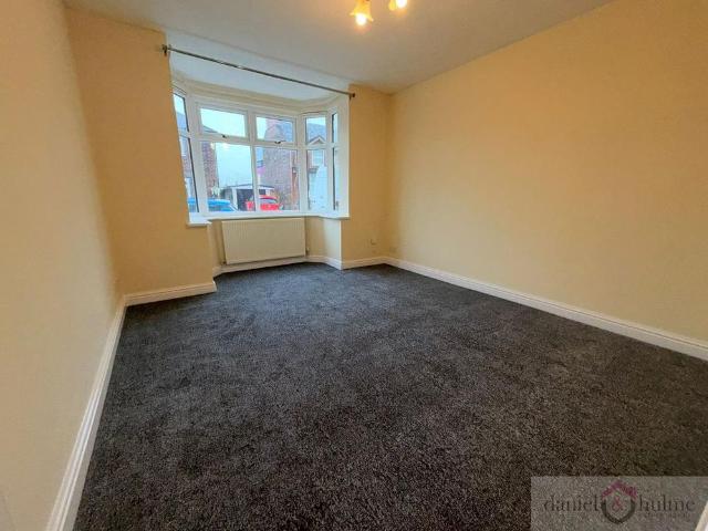 2 bedroom townhouse to rent