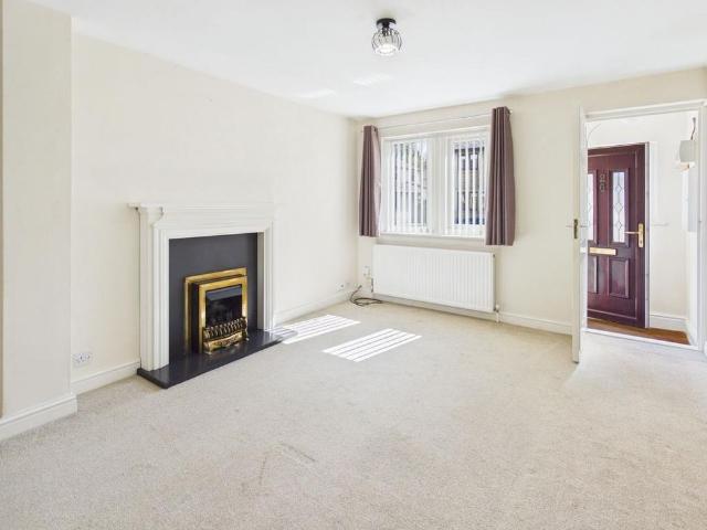 2 bedroom townhouse to rent