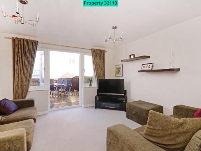 2 bedroom townhouse to rent