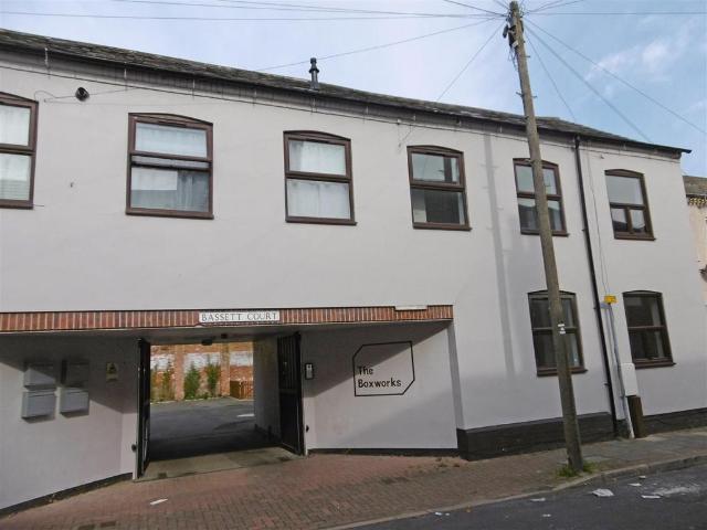 2 bedroom townhouse to rent