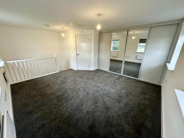 2 bedroom townhouse to rent