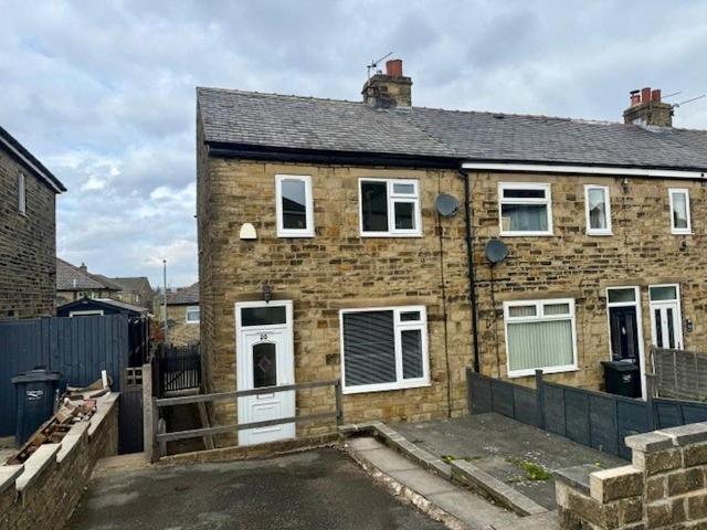 2 bedroom townhouse to rent