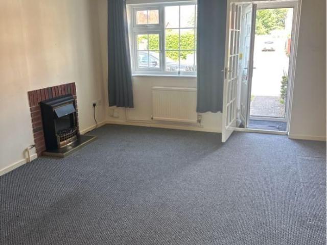 2 bedroom townhouse to rent