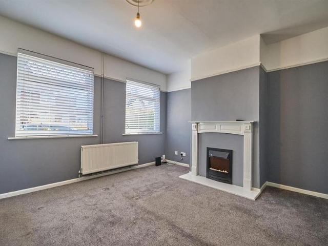 2 bedroom townhouse to rent