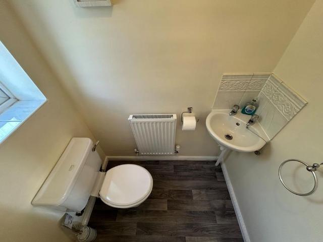 2 bedroom townhouse to rent