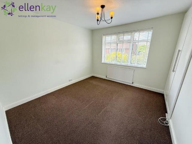 2 bedroom townhouse to rent