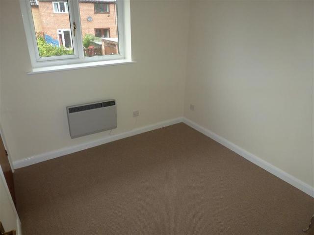 2 bedroom townhouse to rent