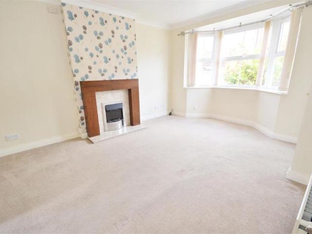 2 bedroom townhouse to rent