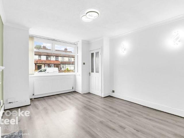 2 bedroom townhouse to rent