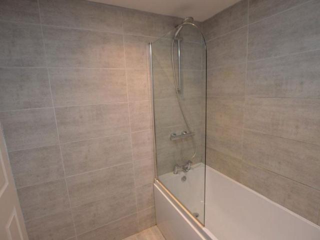 2 bedroom townhouse to rent