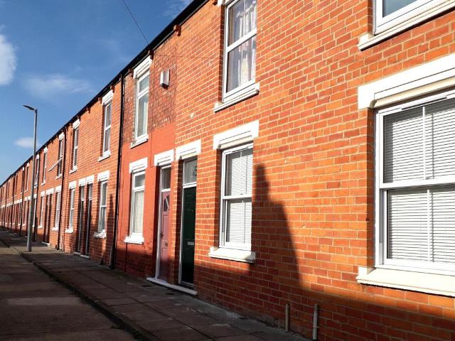 2 bedroom townhouse to rent