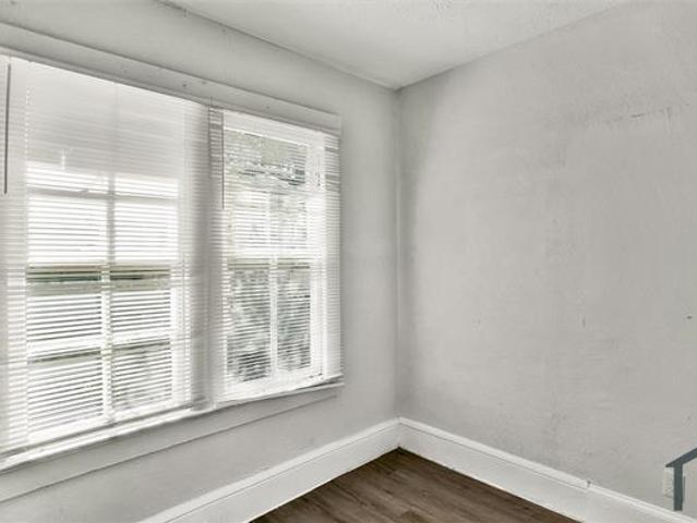 2 Bedroom Townhouse 1425 Cleveland St in Jacksonville, FL 32209 | AffordableHousing. Com