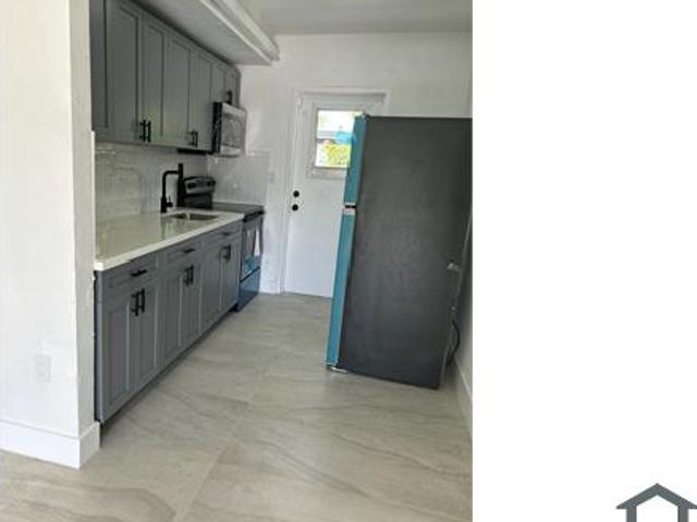 2 Bedroom Townhouse 1825 NW 74Th St in Miami, FL 33147 | AffordableHousing. Com