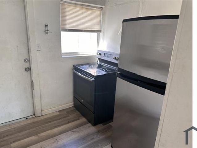 2 Bedroom Townhouse 1012 Plymouth Ave in Orlando, FL 32805 | AffordableHousing. Com