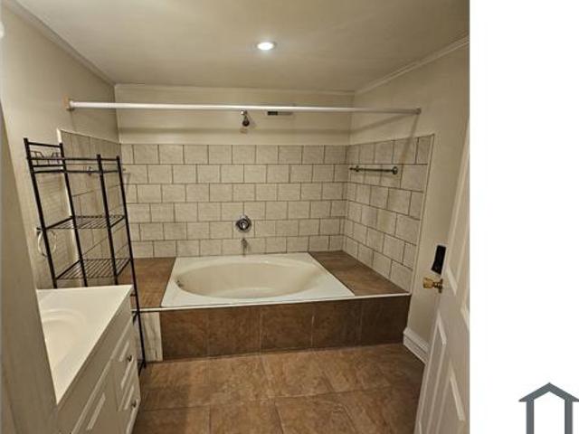 2 Bedroom Townhouse 4707 Virginia Ave in Saint Louis, MO 63111 | AffordableHousing. Com