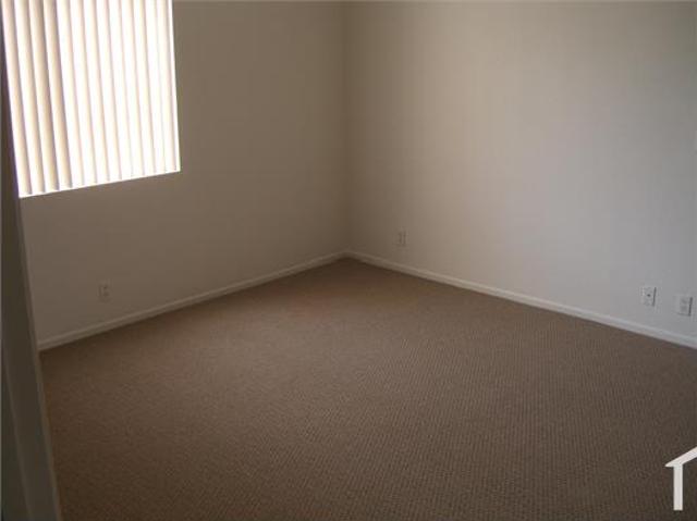 2 Bedroom Townhouse 6237 Ilanos Ln in Las Vegas, NV 89108 | AffordableHousing. Com