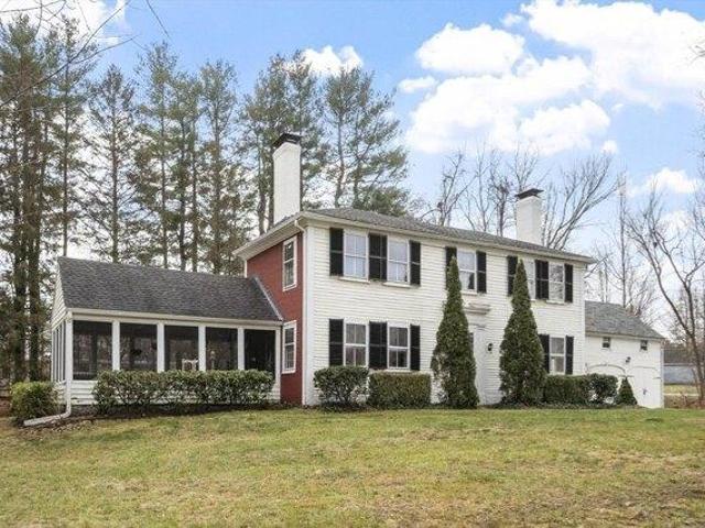 2 bedroom, Townsend MA 01469 LS102410207