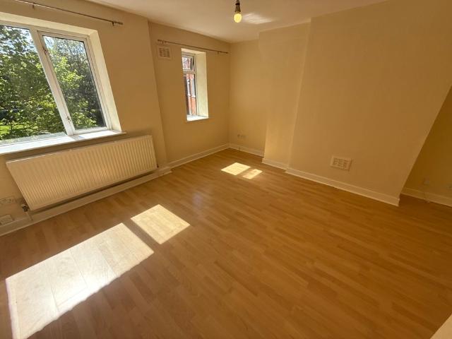 2 bedroom to let