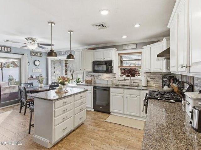2 bedroom, Toms River NJ 08753 LS102826692