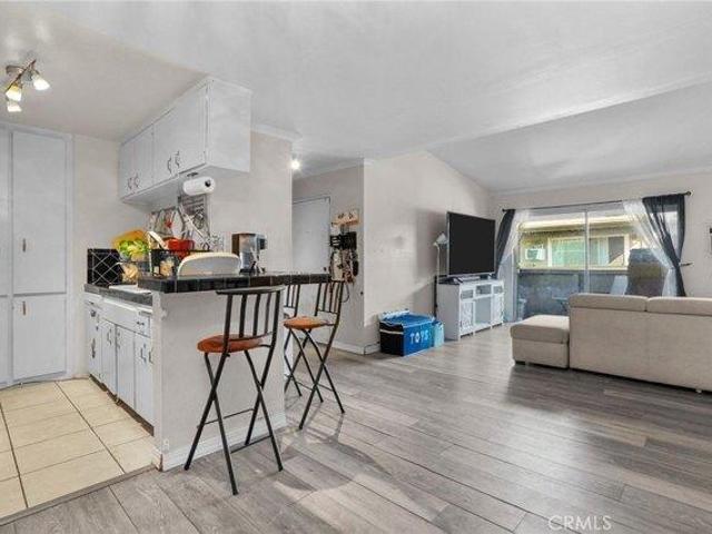 2 bedroom, Torrance CA 90502 LS90231040