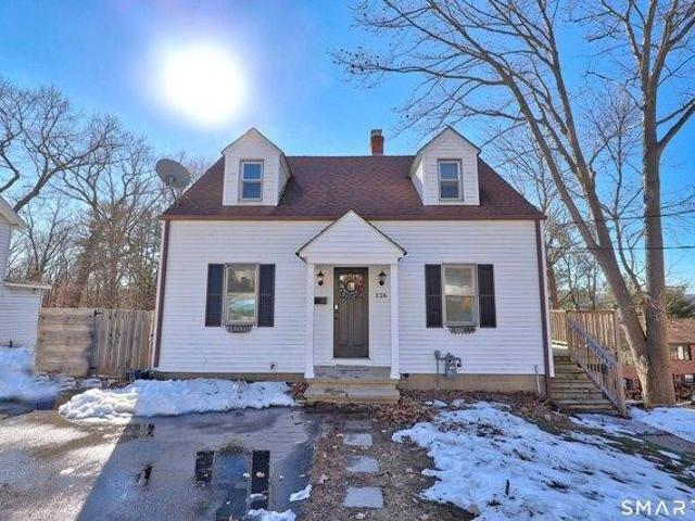 2 bedroom, Torrington CT 06790 102257436