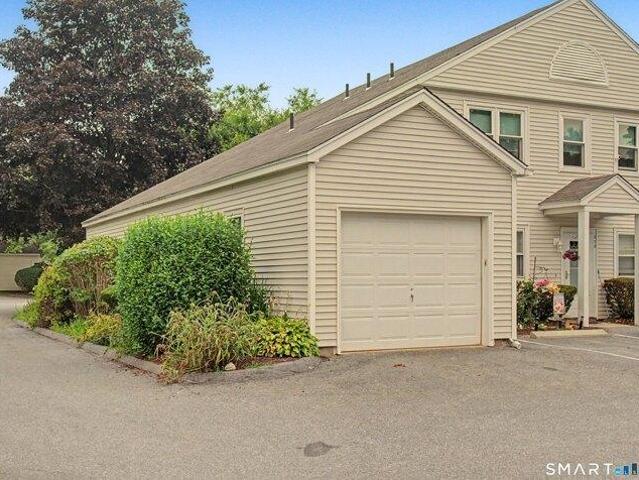 2 bedroom, Torrington CT 06790 105126897