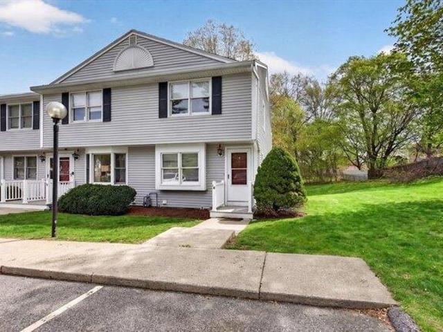 2 bedroom, Taunton MA 02780 102282190