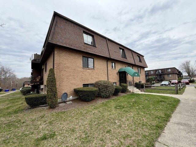 2 bedroom, Taunton MA 02780 104833063
