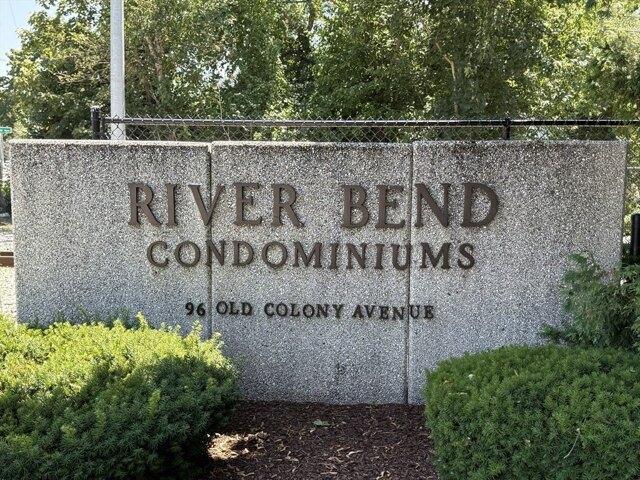 2 bedroom, Taunton MA 02718 104482393