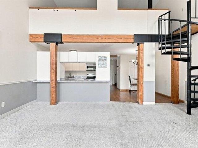 2 bedroom, Taunton MA 02718 105082149
