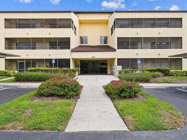 2 bedroom, Tampa FL 33618 92150108