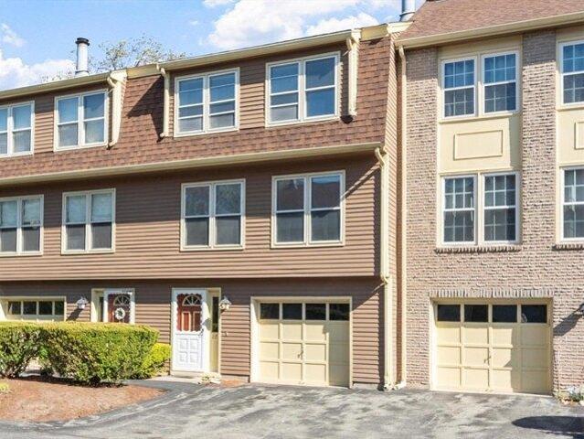 2 bedroom, Tewksbury MA 01876 102372193