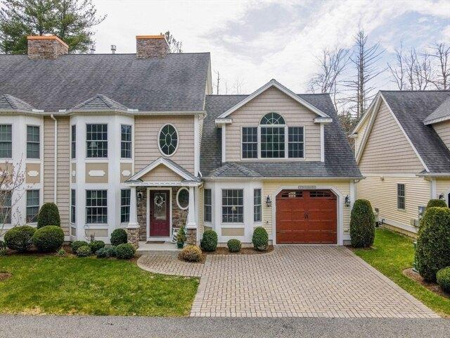 2 bedroom, Tewksbury MA 01876 102410439