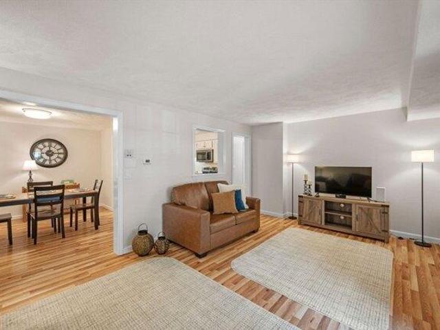 2 bedroom, Tewksbury MA 01876 104445601