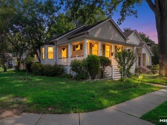 2 bedroom, Tenafly NJ 07670 104835193