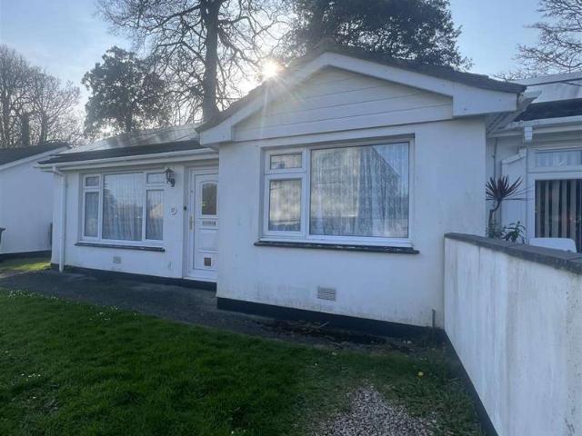 2 Bedroom Terraced Bungalow