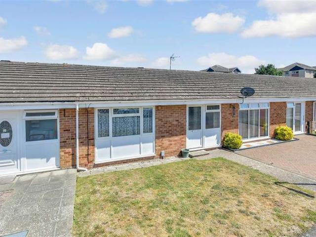 2 Bedroom Terraced Bungalow